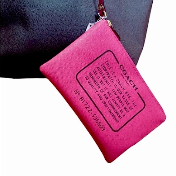 Coach | Bags | Coach Reversible Clutch Storypatch Hot Pink Xi Corner ...